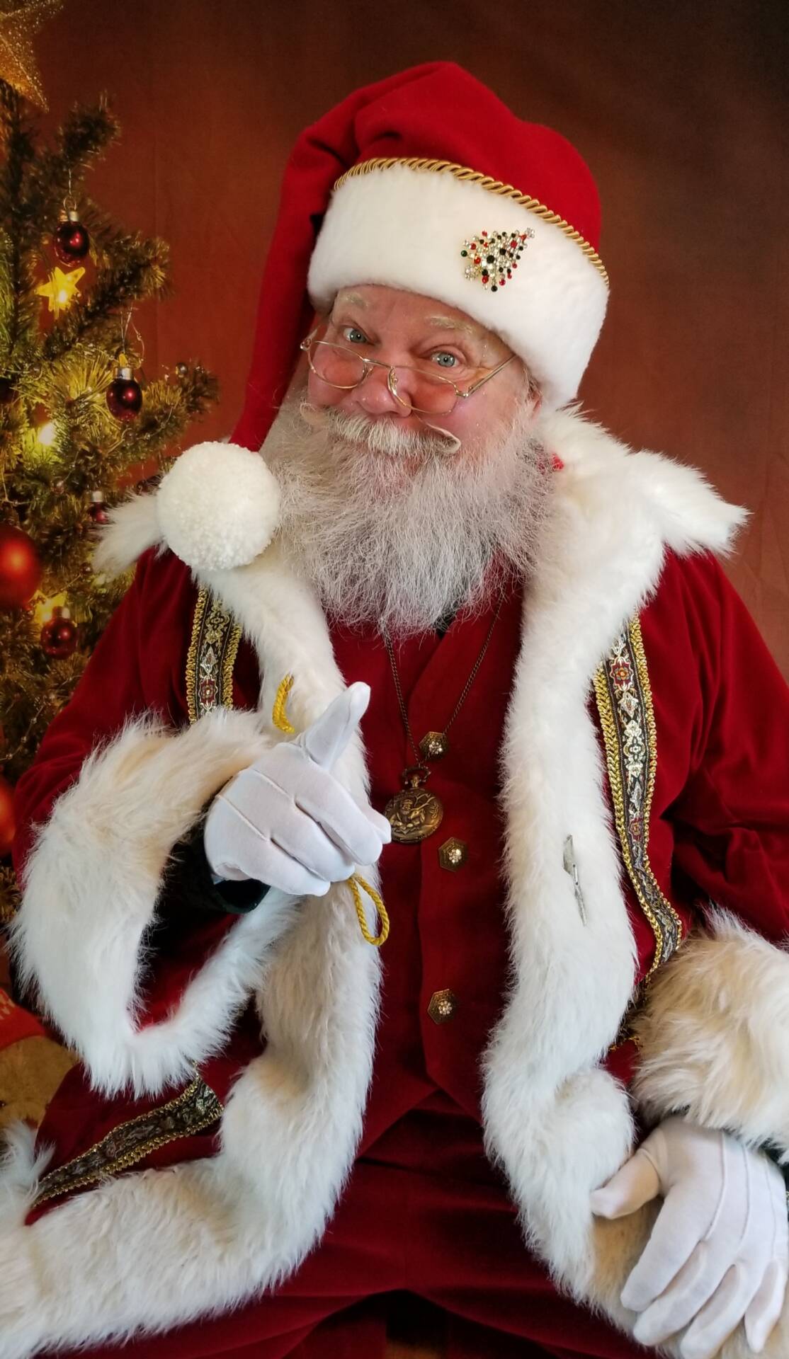 Wisconsin’s first-ever International Santa Claus Hall of Fame Inductee ...